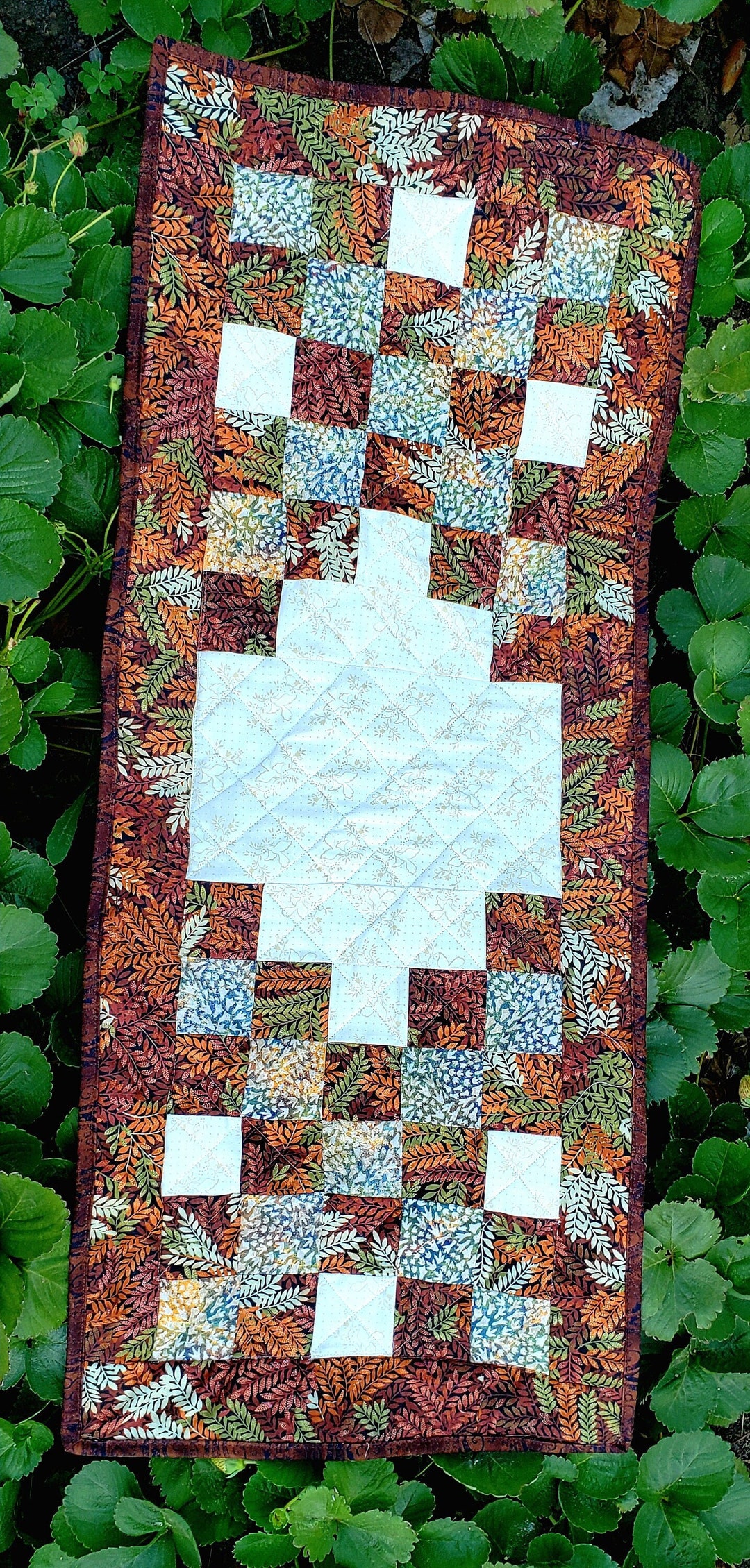 Double Irish Chain Table Runner Pattern - Etsy