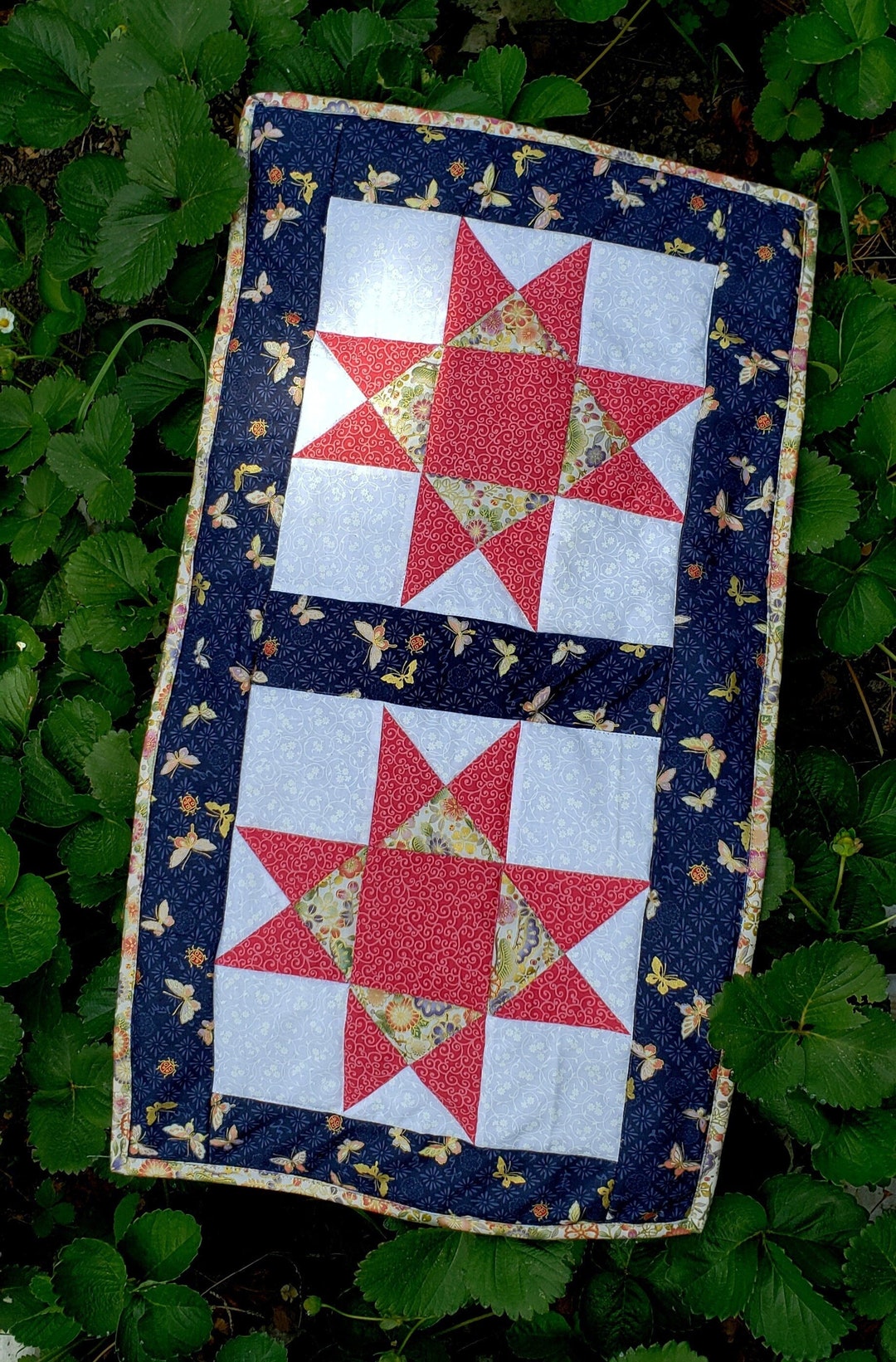Ohio Star Table Runner - Etsy