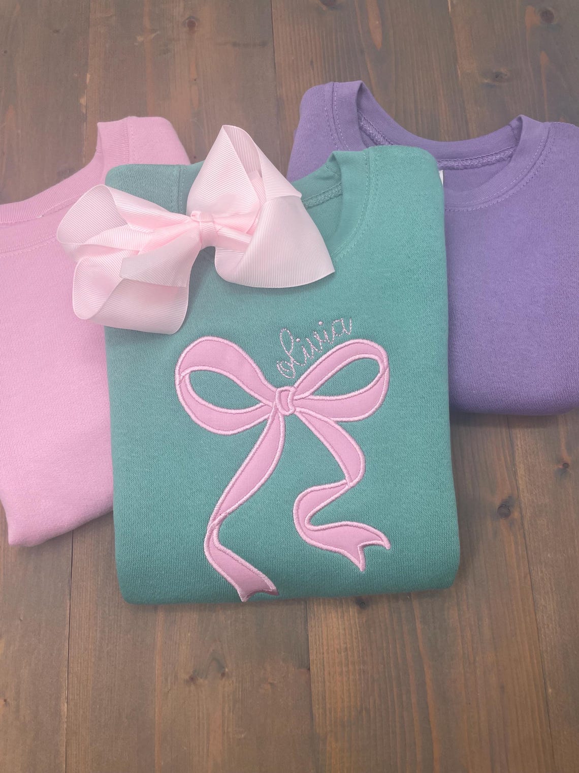 Girls Bow Sweatshirt, Embroidered Bow, Kids Crewneck, Girls Name Shirt ...