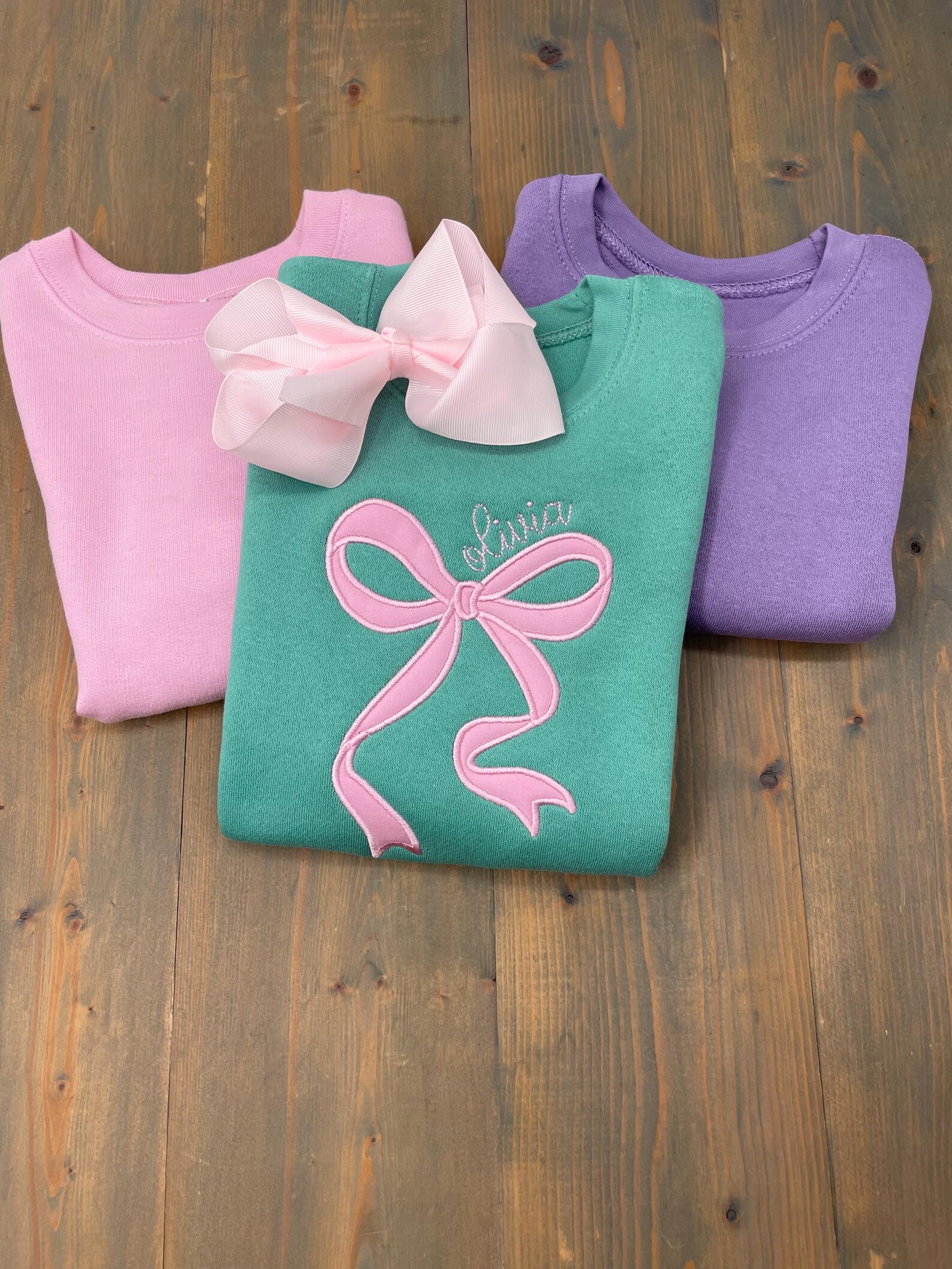 Girls Bow Sweatshirt, Embroidered Bow, Kids Crewneck, Girls Name Shirt ...