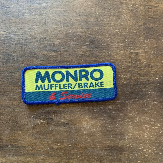 Monroe mufflers store