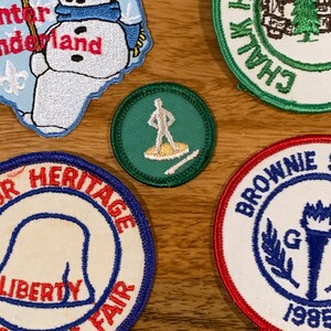A Batch/lot of 20 Vintage Girls Scout Patches - Etsy