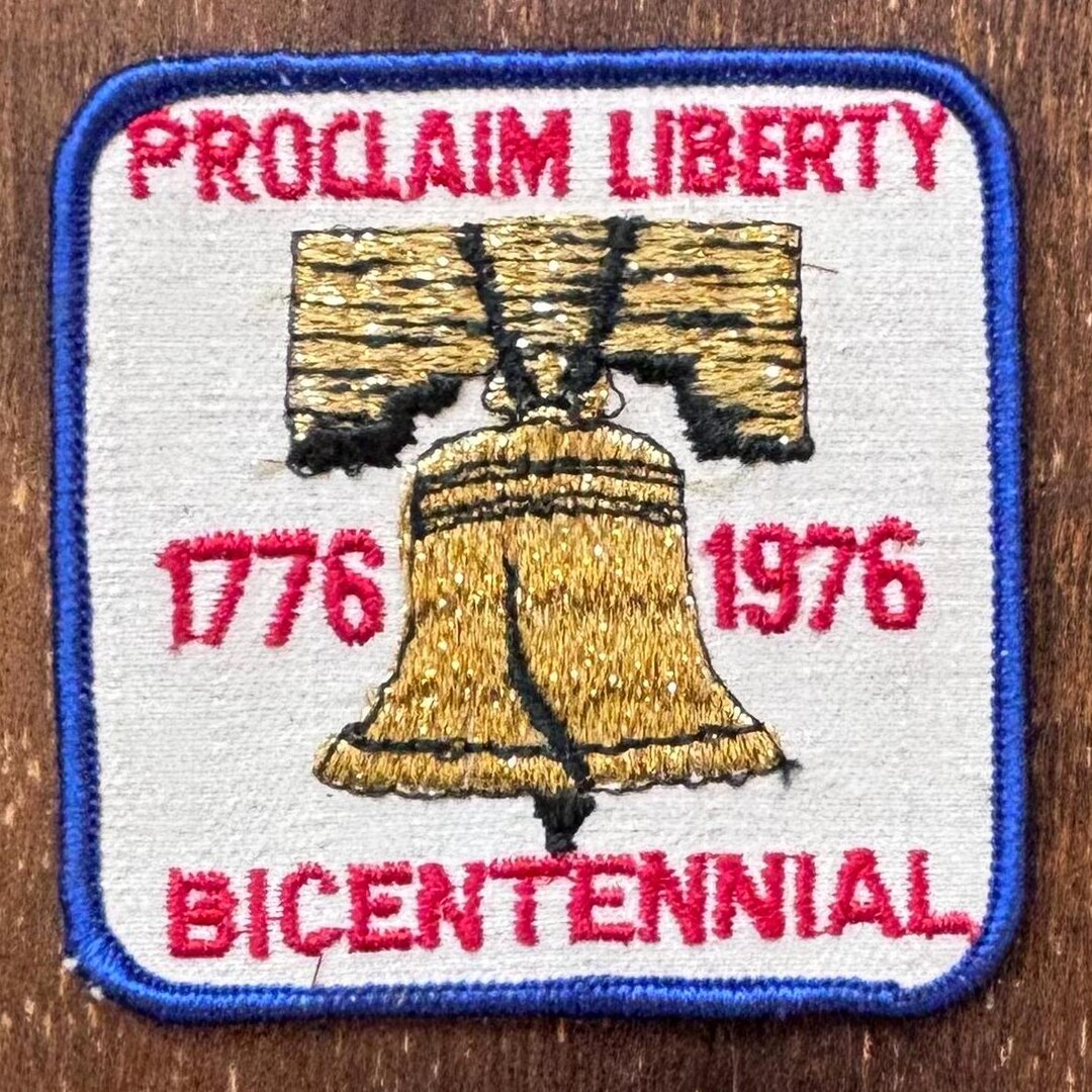 Proclaim Liberty, Bicentennial 1776-1976 Liberty Bell Vintage Souvenir ...