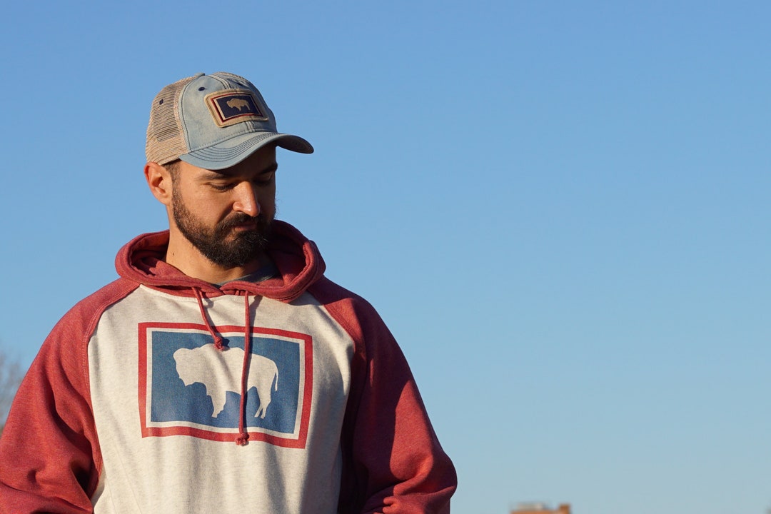 Wyoming Buffalo Hippy Hoodie, Oatmeal and Red - Etsy