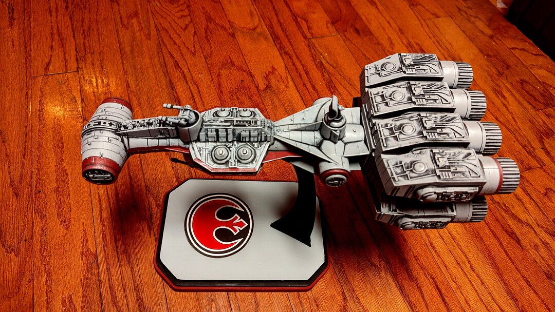 Star Wars Rebel Blockade Runner / CR90 Corvette / Corellian Corvette ...