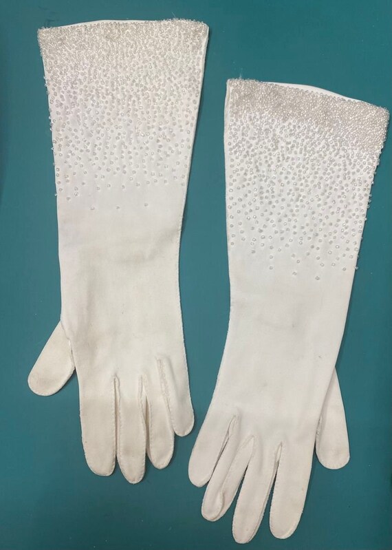 Antique long white opera gloves with pouch - Gem