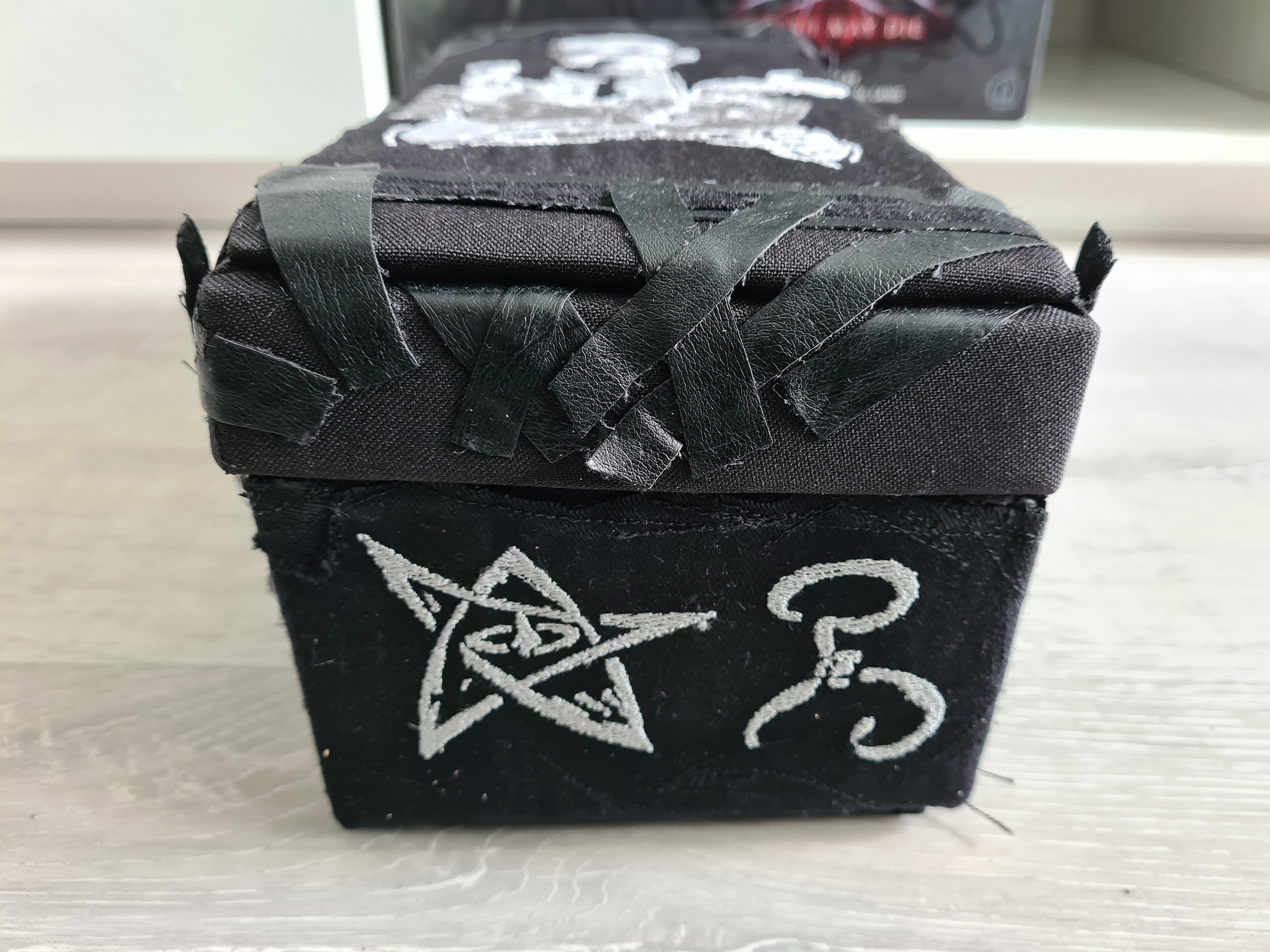 D'nd Custom Game Box Lovecraft Cthulhu Dungeon Master - Etsy