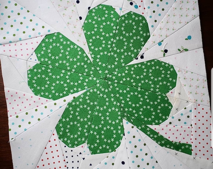 Clover Leaf Paper Pieced Block Pattern in PDF - Etsy Canada