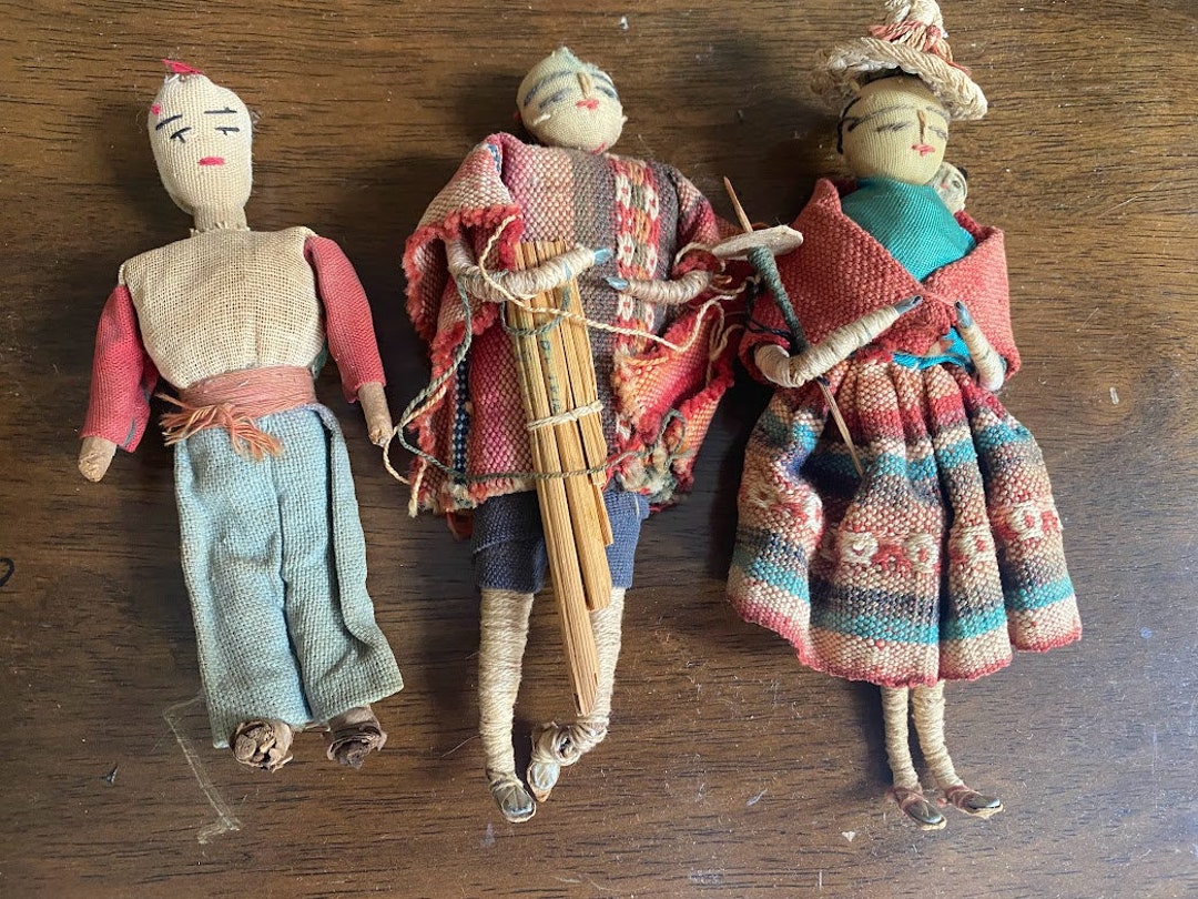 Three Figures of Incan Musicians With Traditional Fabrics. Vintage ...