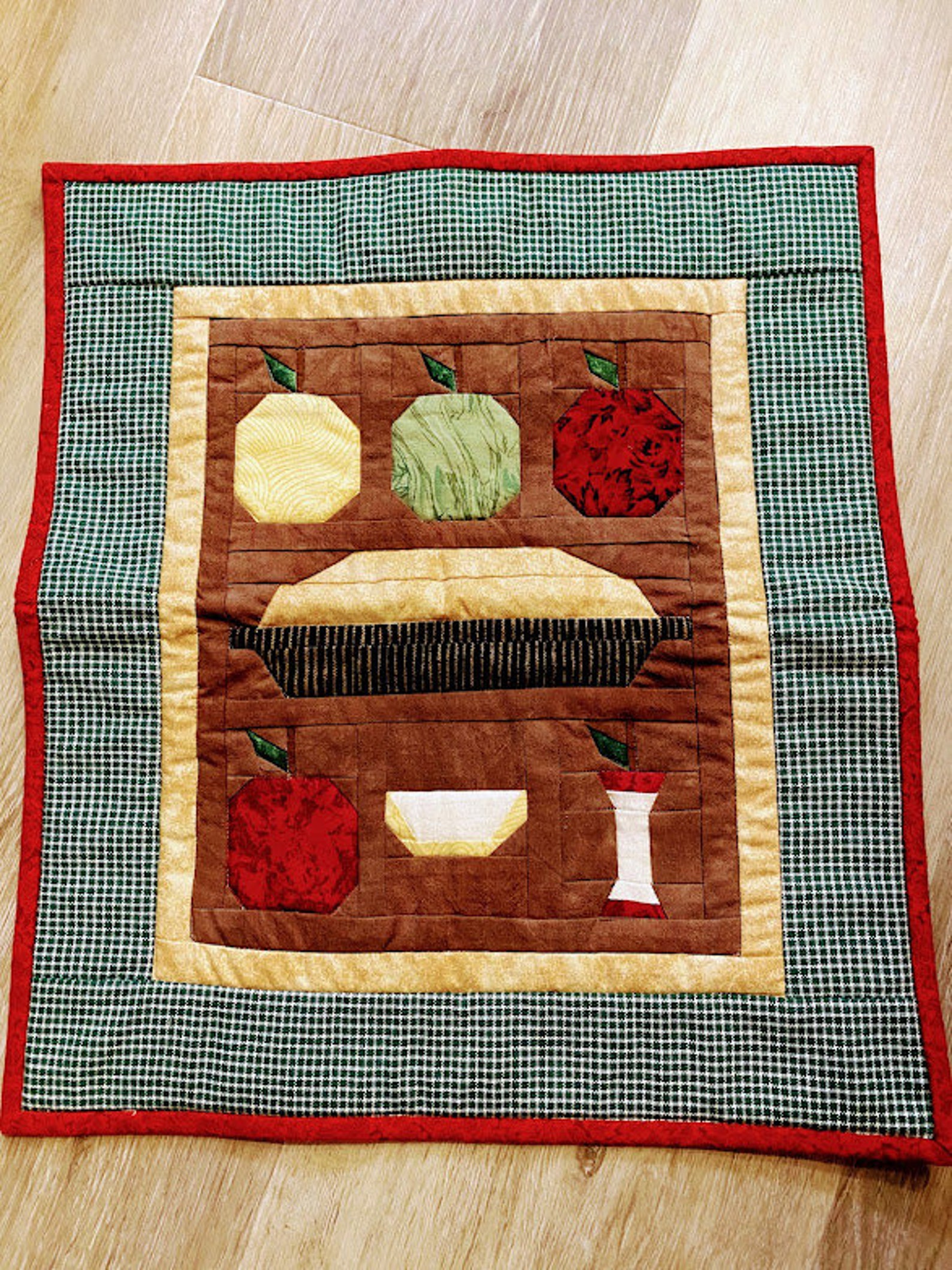 Mini Quilt. Garden Quilting. Fruit Quilt. Apple Quilt. Art Quilt. - Etsy