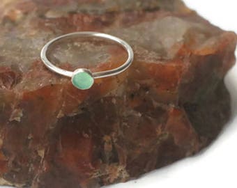 Green stone ring | Etsy