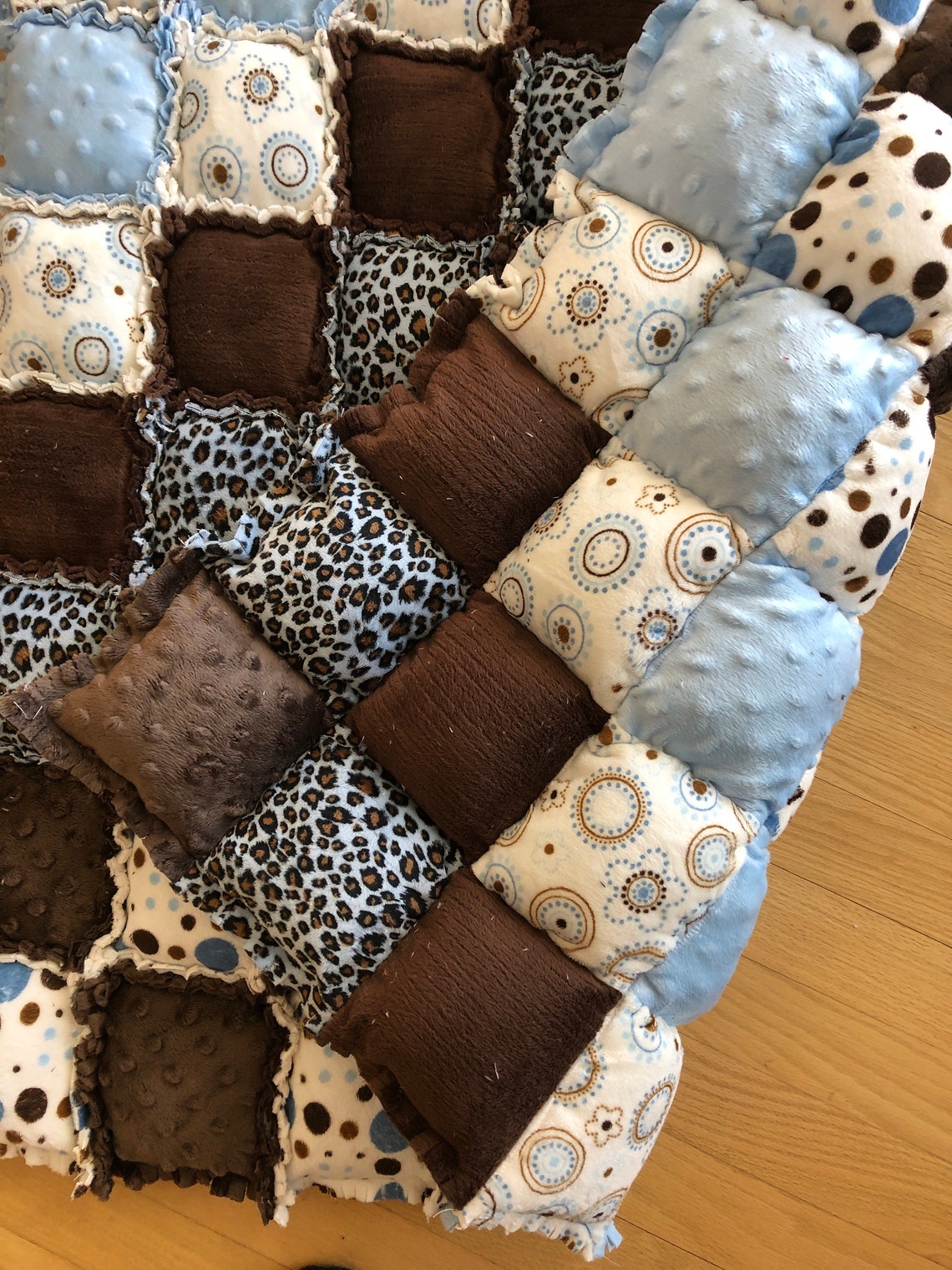 This Unique Puff Rag Quilt is Done in Super Minky Fabrics in | Etsy