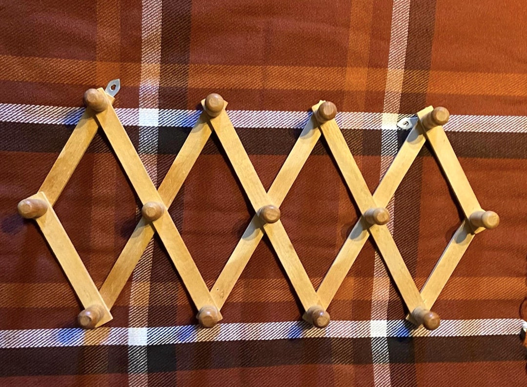 Wood Accordian Peg Rack 9 X 23 X 2 Inches Expandable Coffee Mug Rack ...