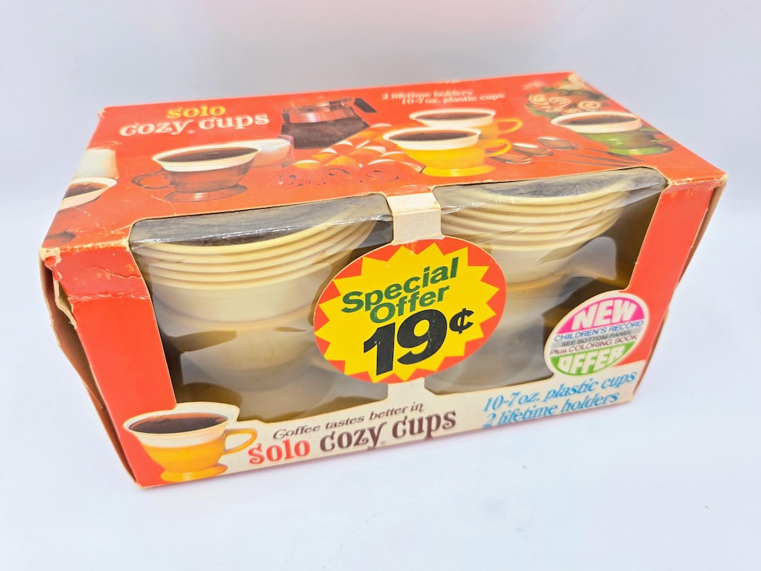 Vintage Solo Cozy Cups 10 - 7 Oz Plastic Cups + 2 Lifetime Holders ...