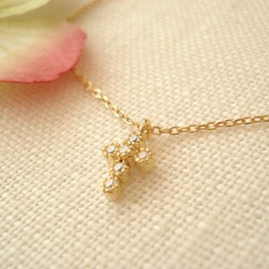 Tiny Minimalist Cross Necklace in Silver or Gold...simple Everyday ...