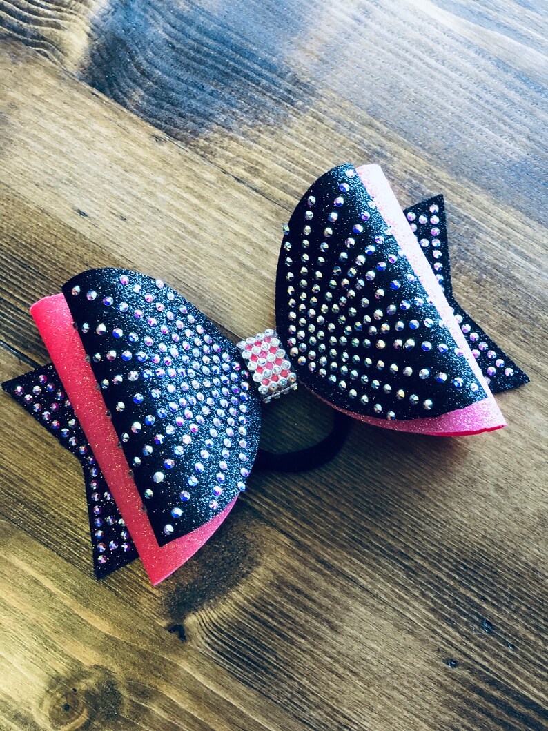 Dolly 6 Bow - Etsy