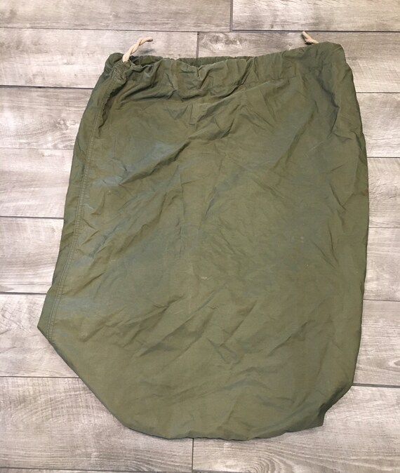 Vintage US Army Vietnam War Era BARRACK Laundry Cloth… - Gem