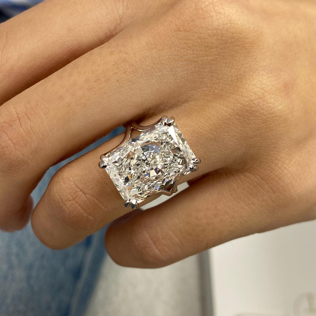 Elongated Radiant Cut Lab Grown Diamond Engagement Ring, IGI Certified ...