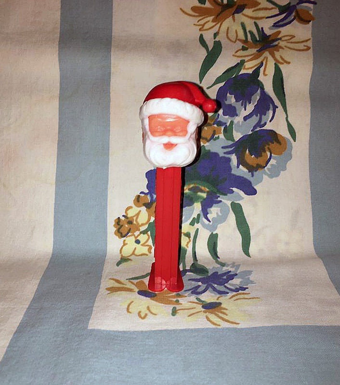 Santa Claus Pez Dispenser, Santa Pez, Christmas Pez, 1970s - Etsy
