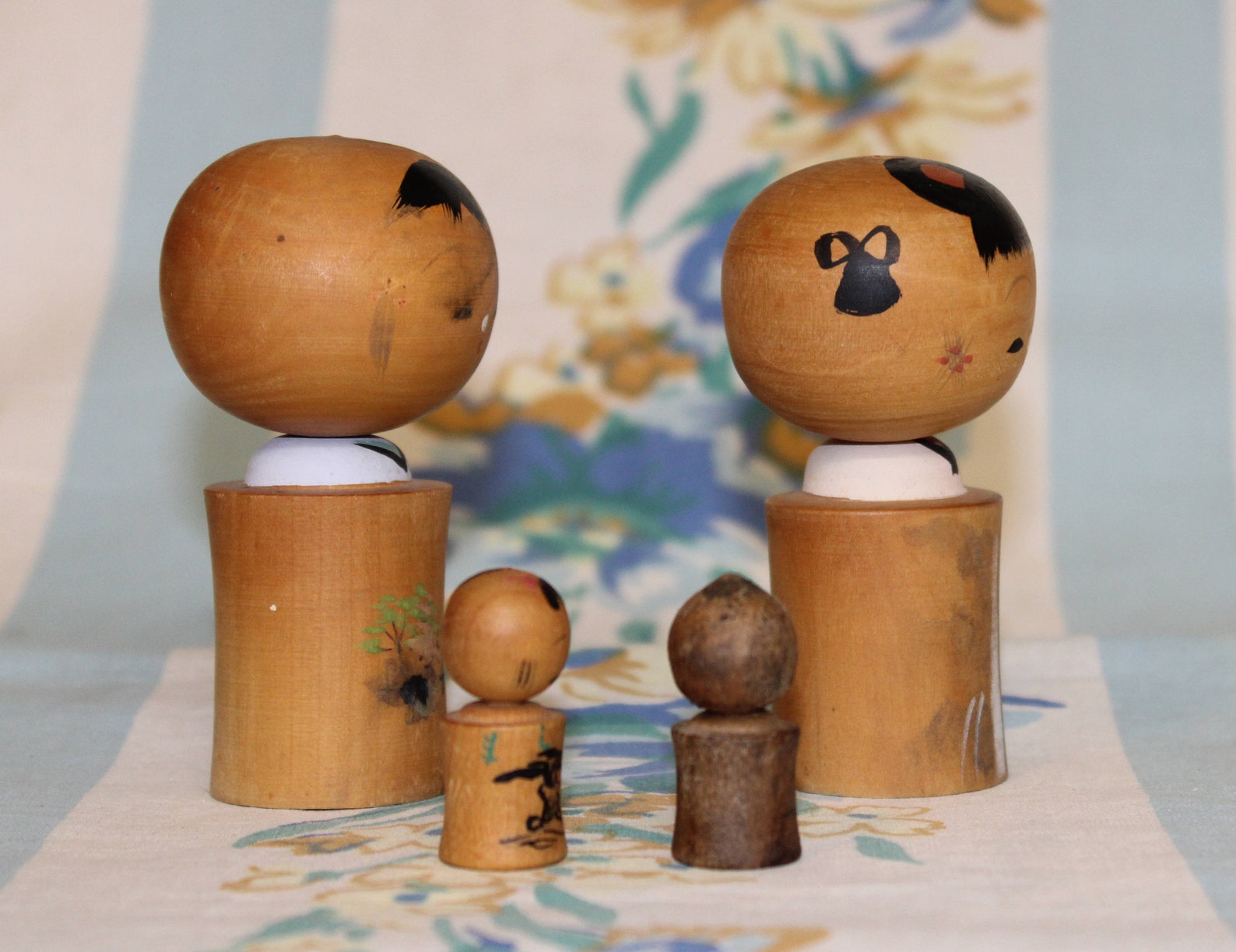 Asian Nodders, Asian Peg Nodders, Nodder family, 1950s - Etsy Italia