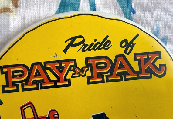 Pride of Pay N Pak, Boat Race Button, 1972 - Gem