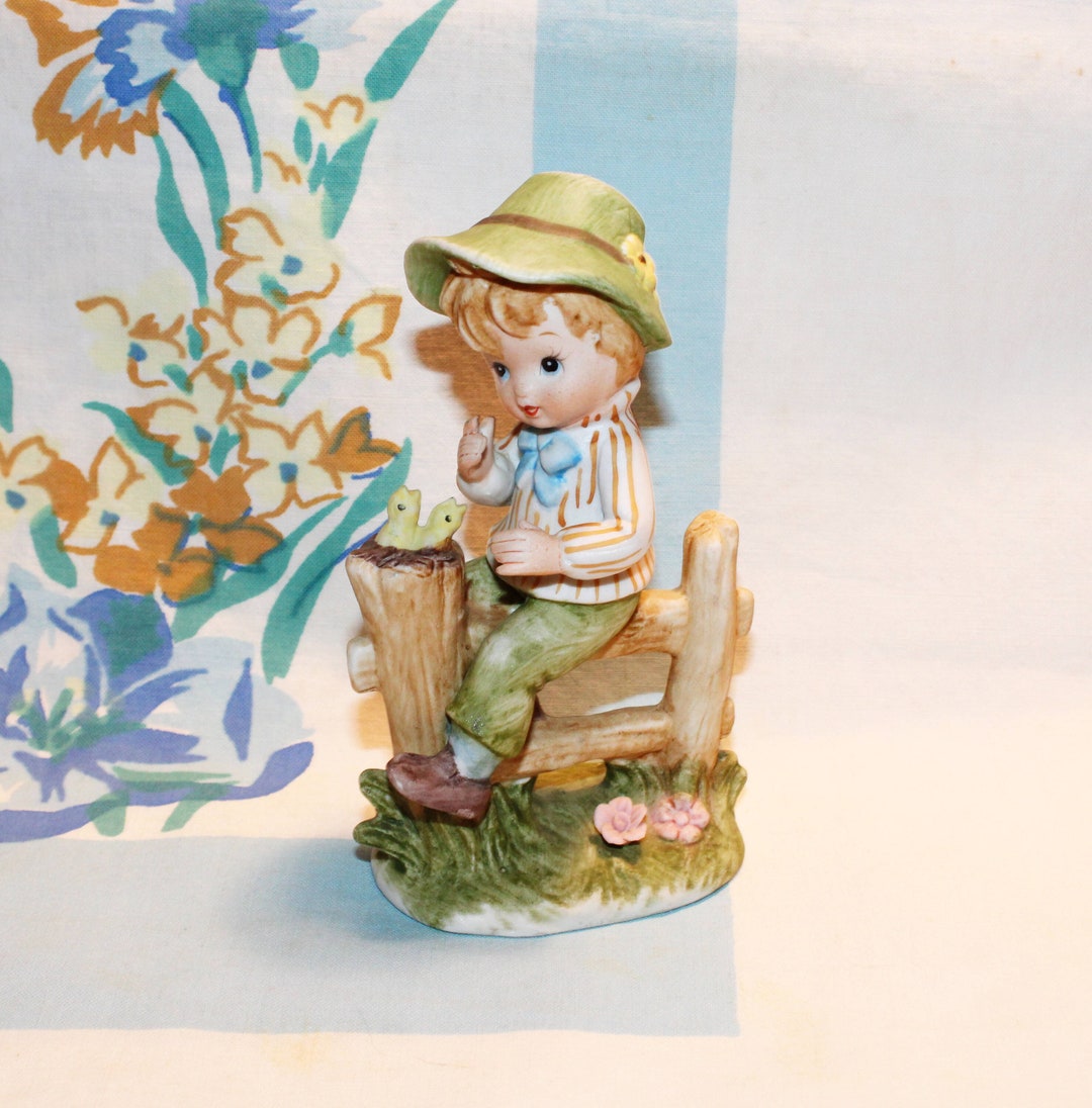 Boy Statue, Boy on Fence Statue, Lunds Lites, Vintage - Etsy