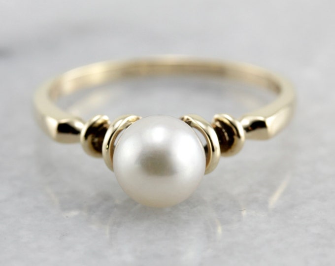 Simple Pearl Solitaire Ring in Yellow Gold NWUUYJ-N - Etsy