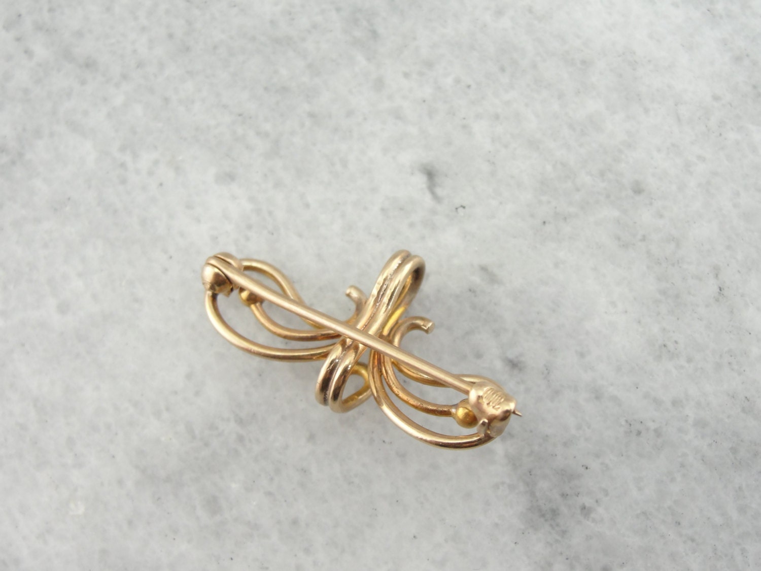 Turn of the Century Watch Pin Made of Gold Wire, Hand-crafted KDX7LW-N ...