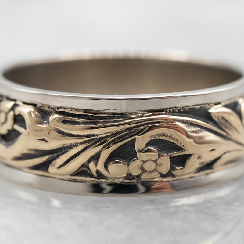 Carved Wedding Band - Etsy