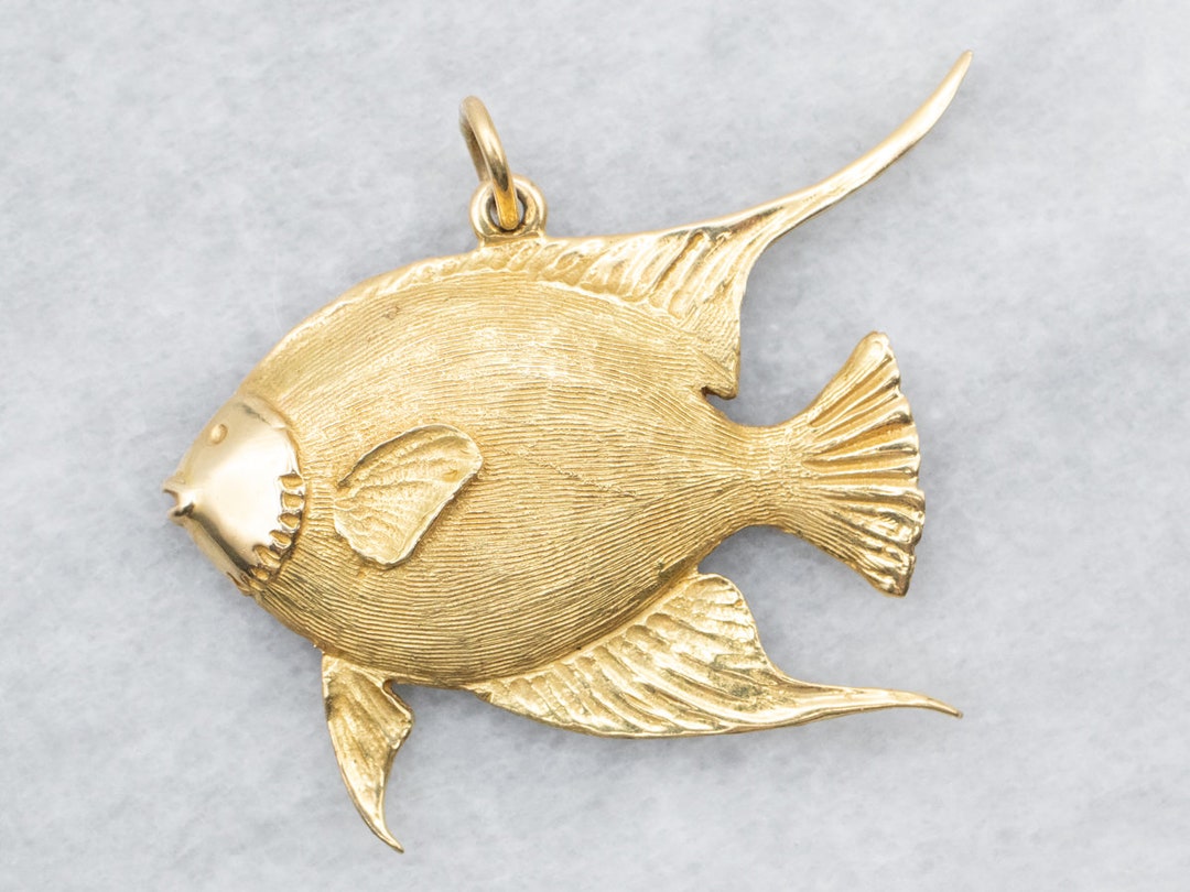 18K Yellow Gold Angel Fish Pendant, Vintage Kabana - Etsy
