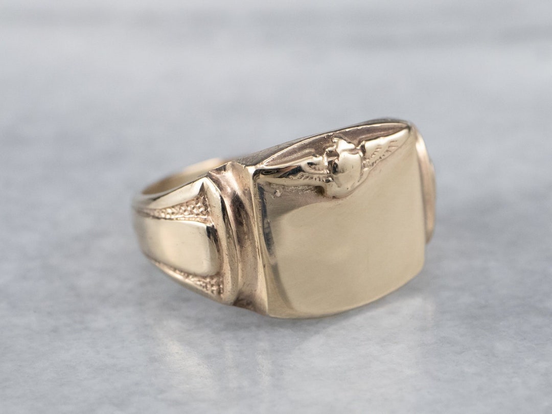 Military Style Gold Signet Ring, Unisex Gold Signet Ring, Yellow Gold ...