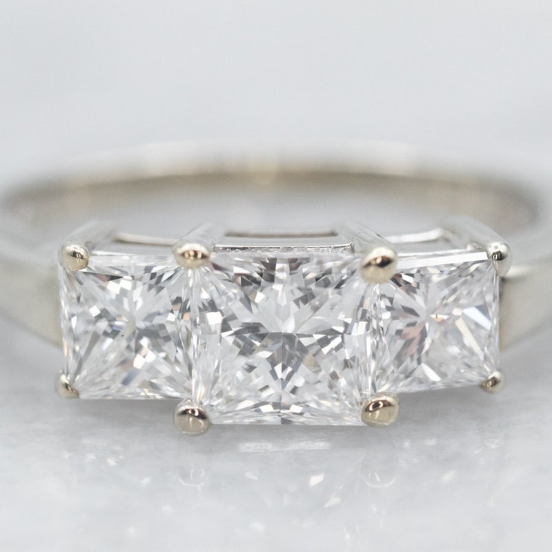 Three Diamond Ring - Etsy