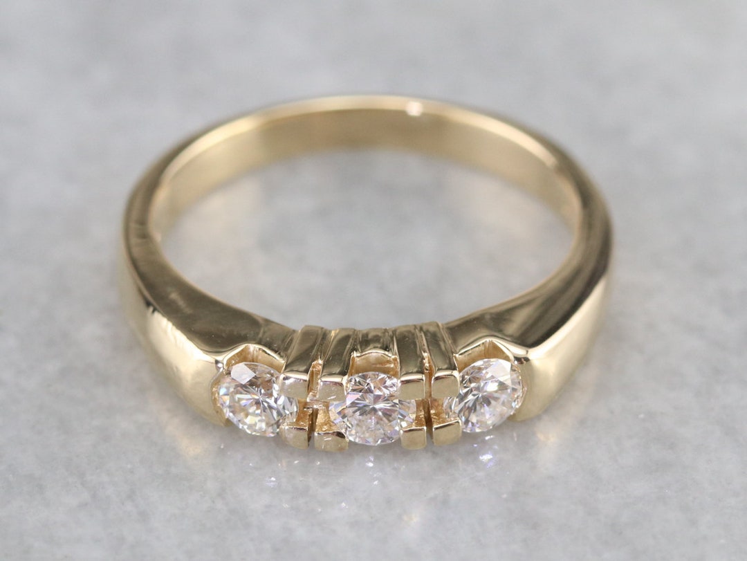 Three Diamond Gold Wedding Ring, Past Present Future, Anniversary Ring ...
