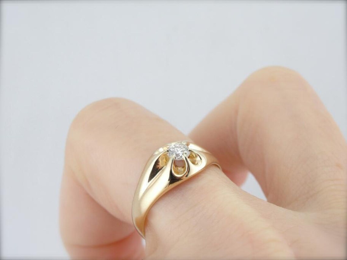 Vintage Belcher Ring In Gold And Diamond 4MH7KK | Etsy