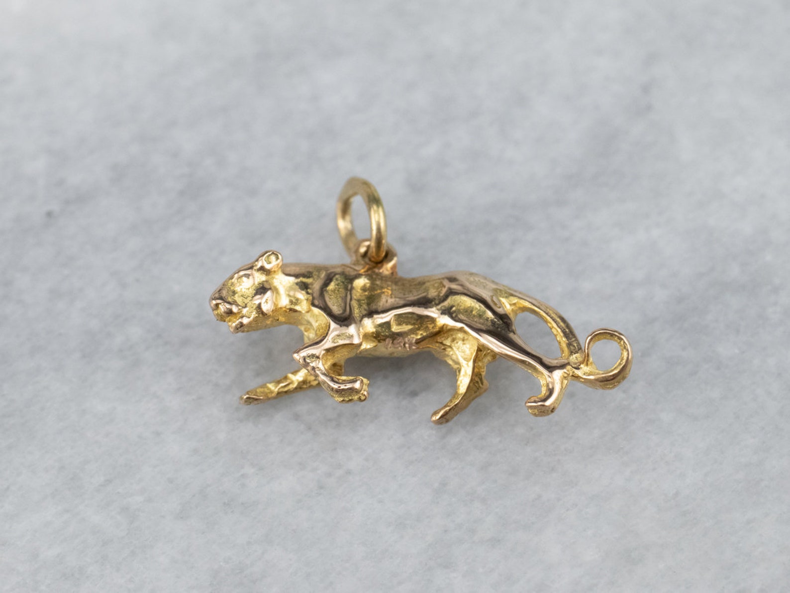Vintage 18K Gold Stalking Panther Charm Pendant - Etsy