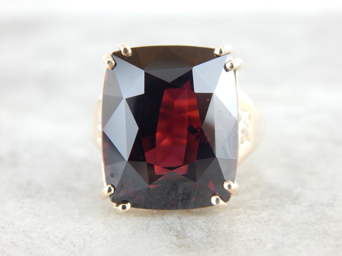 Bold Pyrope Garnet Cocktail Ring 95D394-R | Etsy