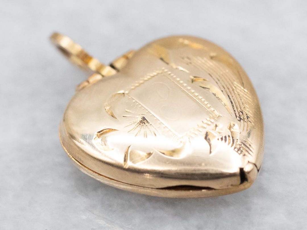 Vintage Etched Pattern Heart Shaped Top Hinge Locket, Heart Locket ...