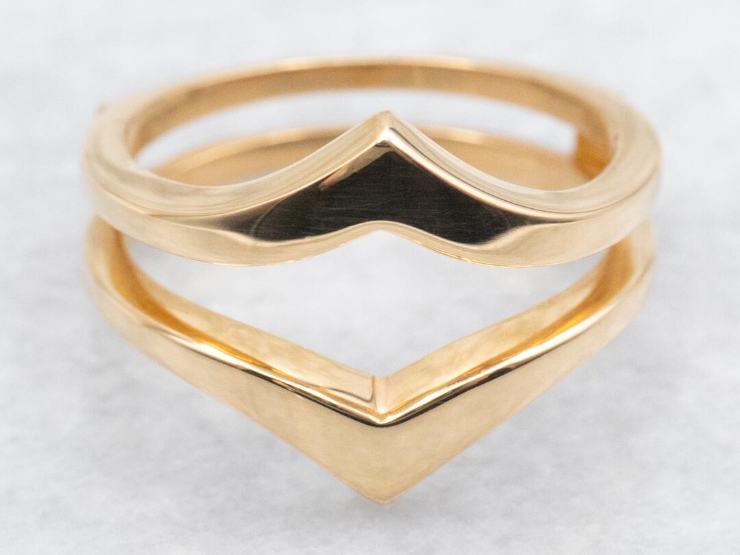 18K Yellow Gold Pointed Enhancer Wedding Band - Etsy