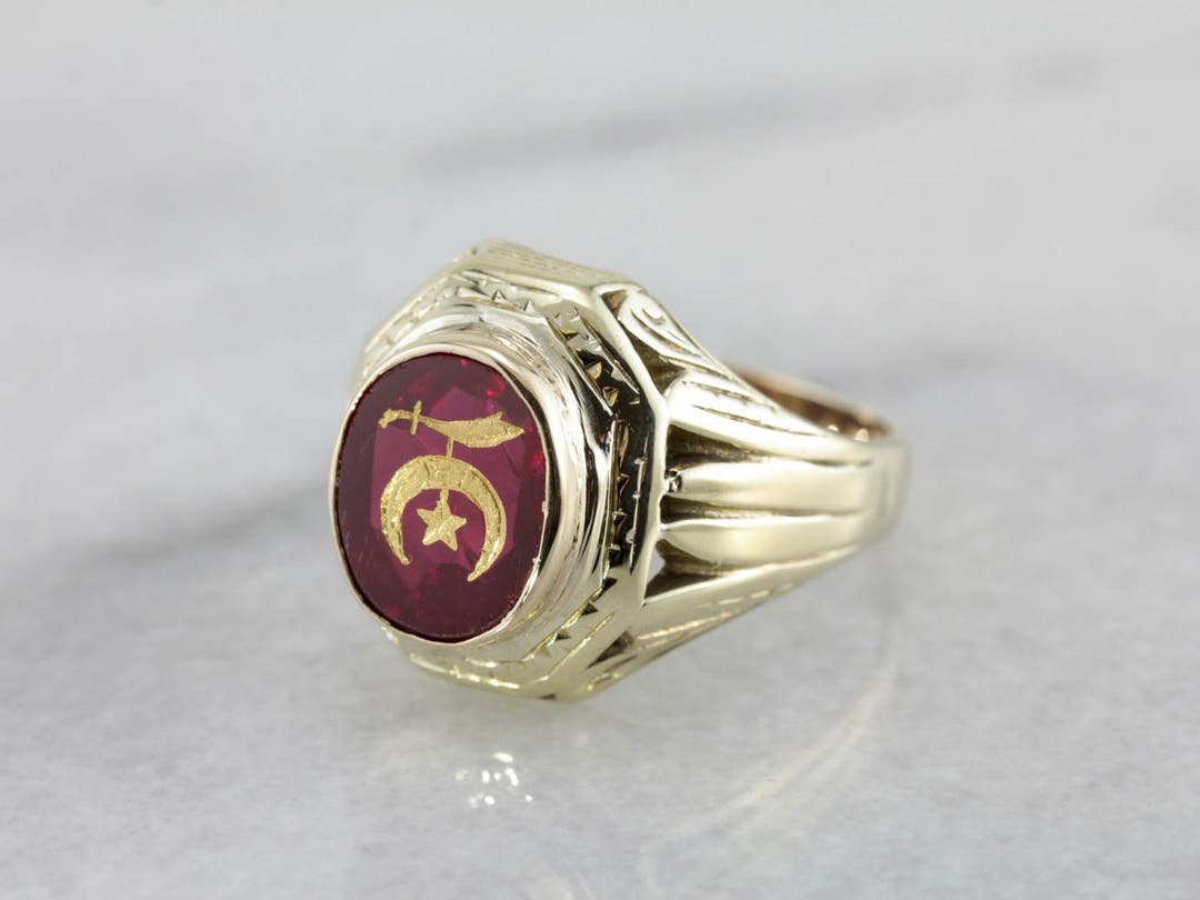 Retro Era Men's Shriners Club Statement Ring, Masonic or Fraternal ...