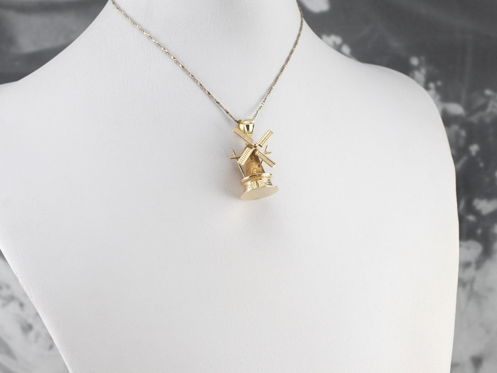 Moving Windmill Pendant 14K Gold Windmill Dutch Pendant | Etsy
