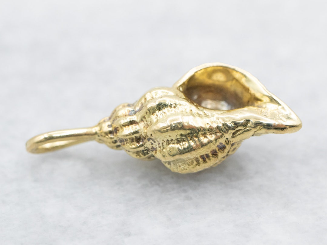 Gold Conch Shell Charm, Vintage Charm, Yellow Gold Charm, Nautical ...
