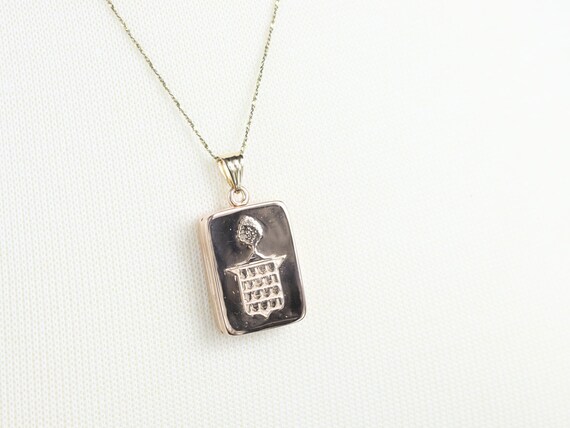 Antique Family Crest Monogramed Locket, Ornate Antiqu… - Gem