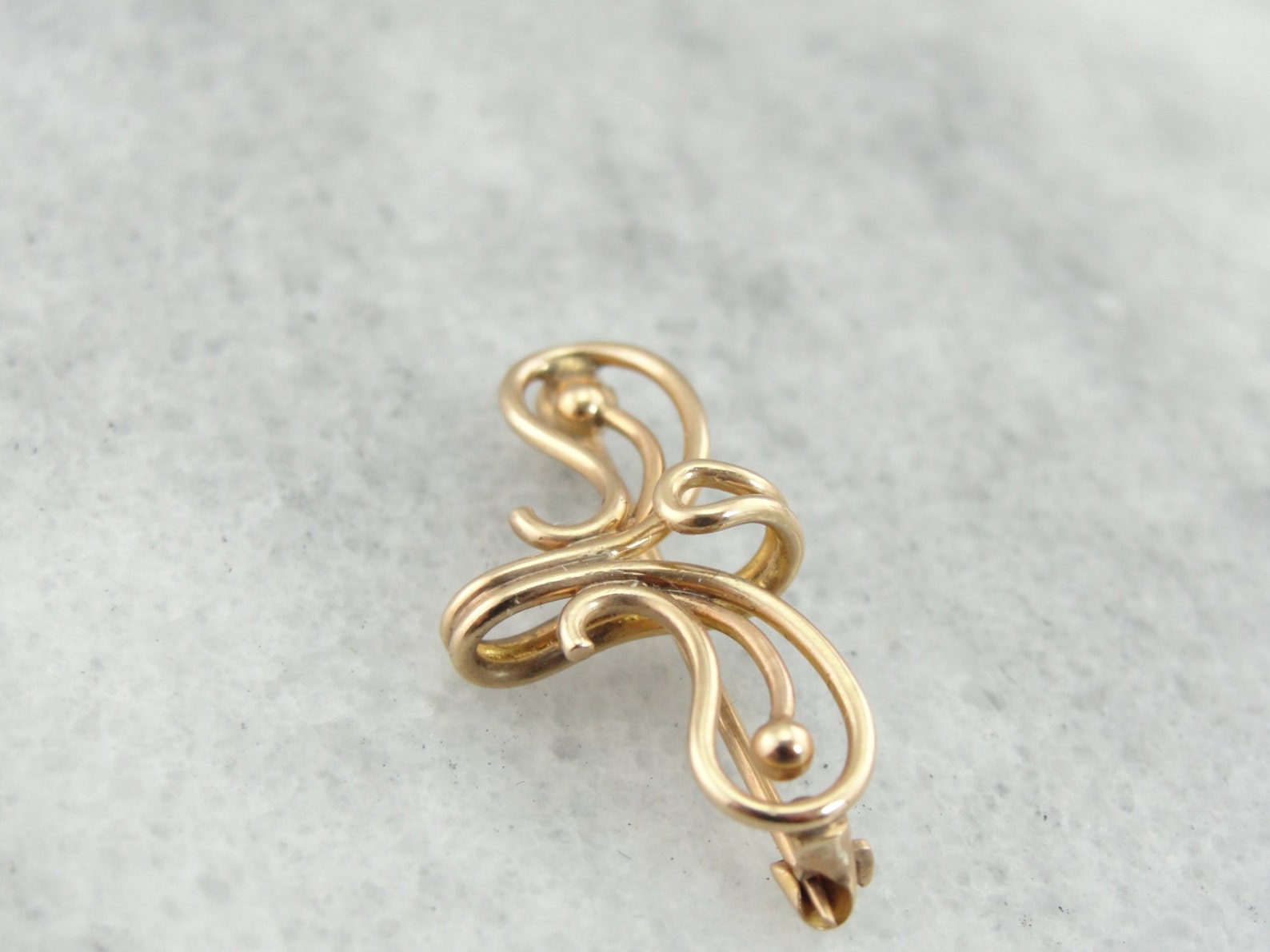 Turn of the Century Watch Pin Made of Gold Wire, Hand-crafted KDX7LW-N ...