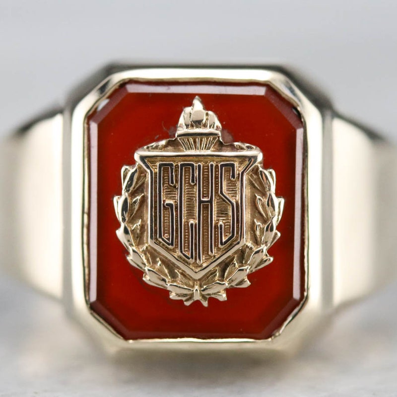 Vintage Class Ring - Etsy