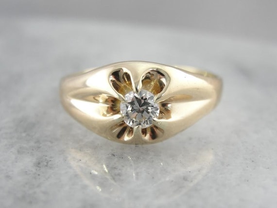 Vintage Belcher Ring in Gold and Diamond 4MH7KK - Etsy