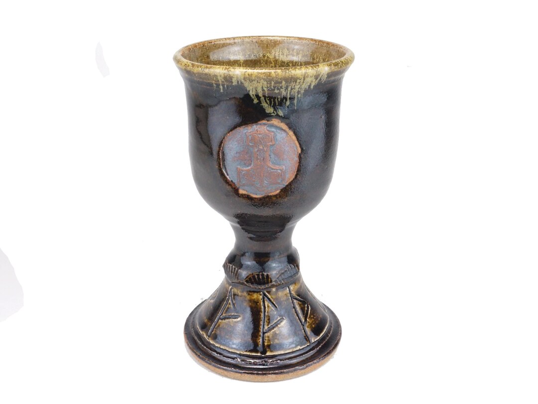 Heathen Ritual Altar Mjolnir Chalice Thors Hammer Thurisaz Rune Wine ...