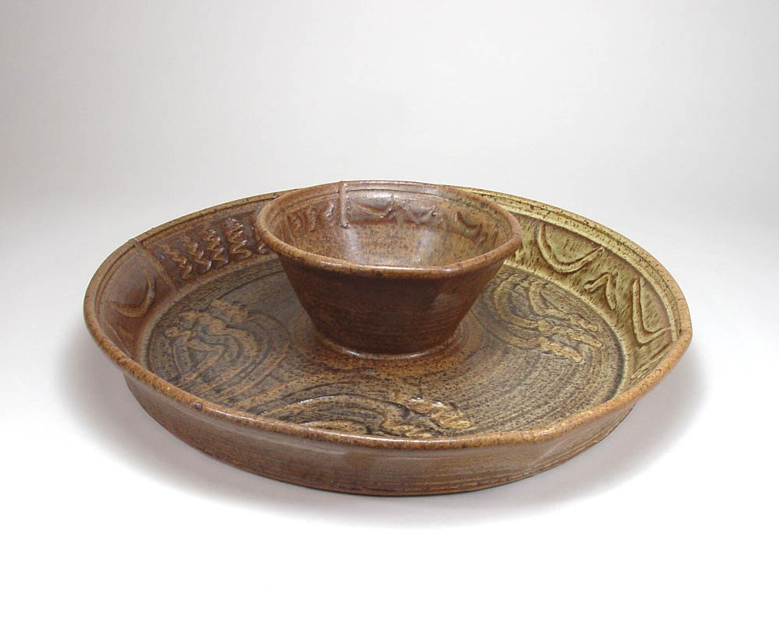 Stoneware Pottery Serving Plate Chip and Salsa Dip Bowl Ceramic ...