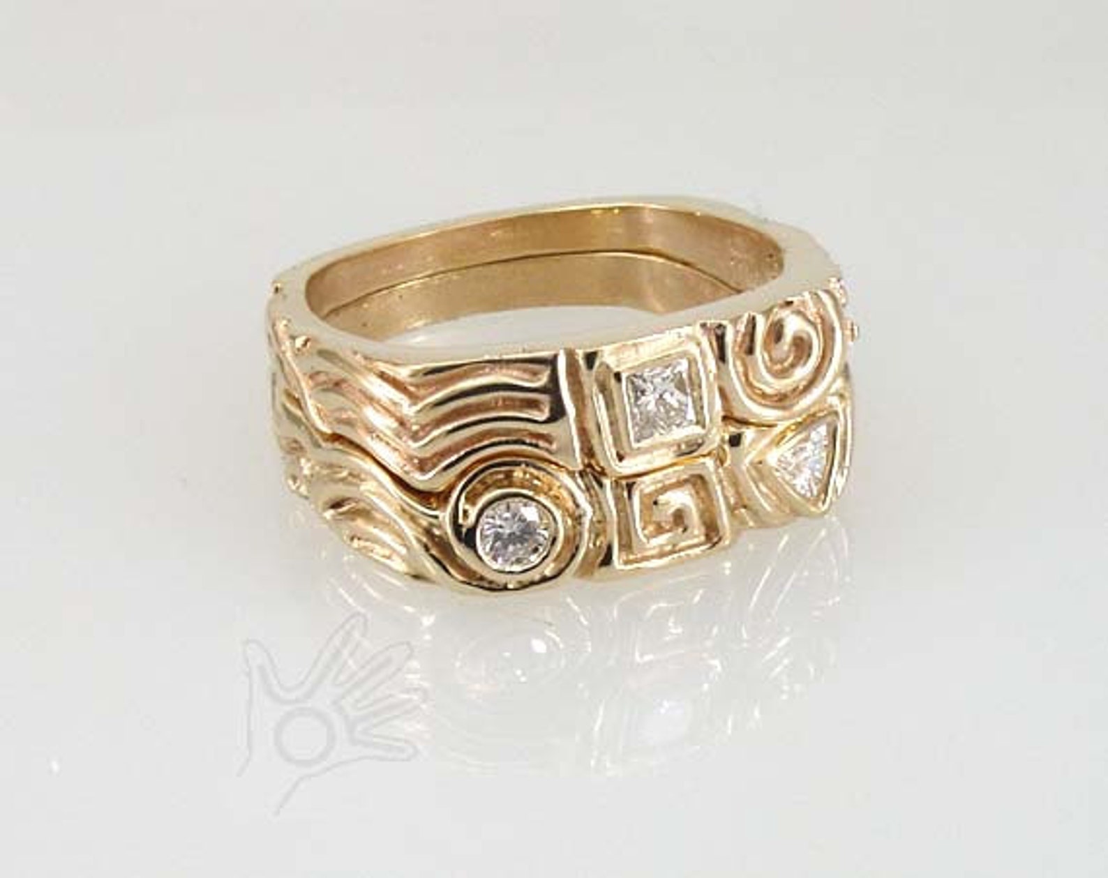 14K Yellow and White Gold Stacking Ring With Diamonds - Etsy