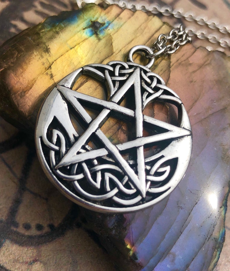 Wiccan Celtic Knot Pentacle Necklace silver Wiccan pendant | Etsy