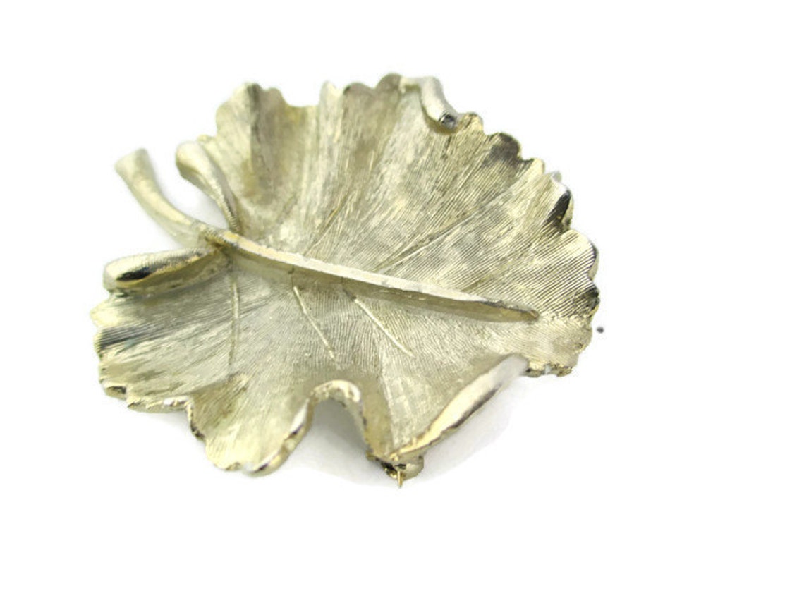 Vintage BSK Lily Pad Leaf Figural Pin - Etsy
